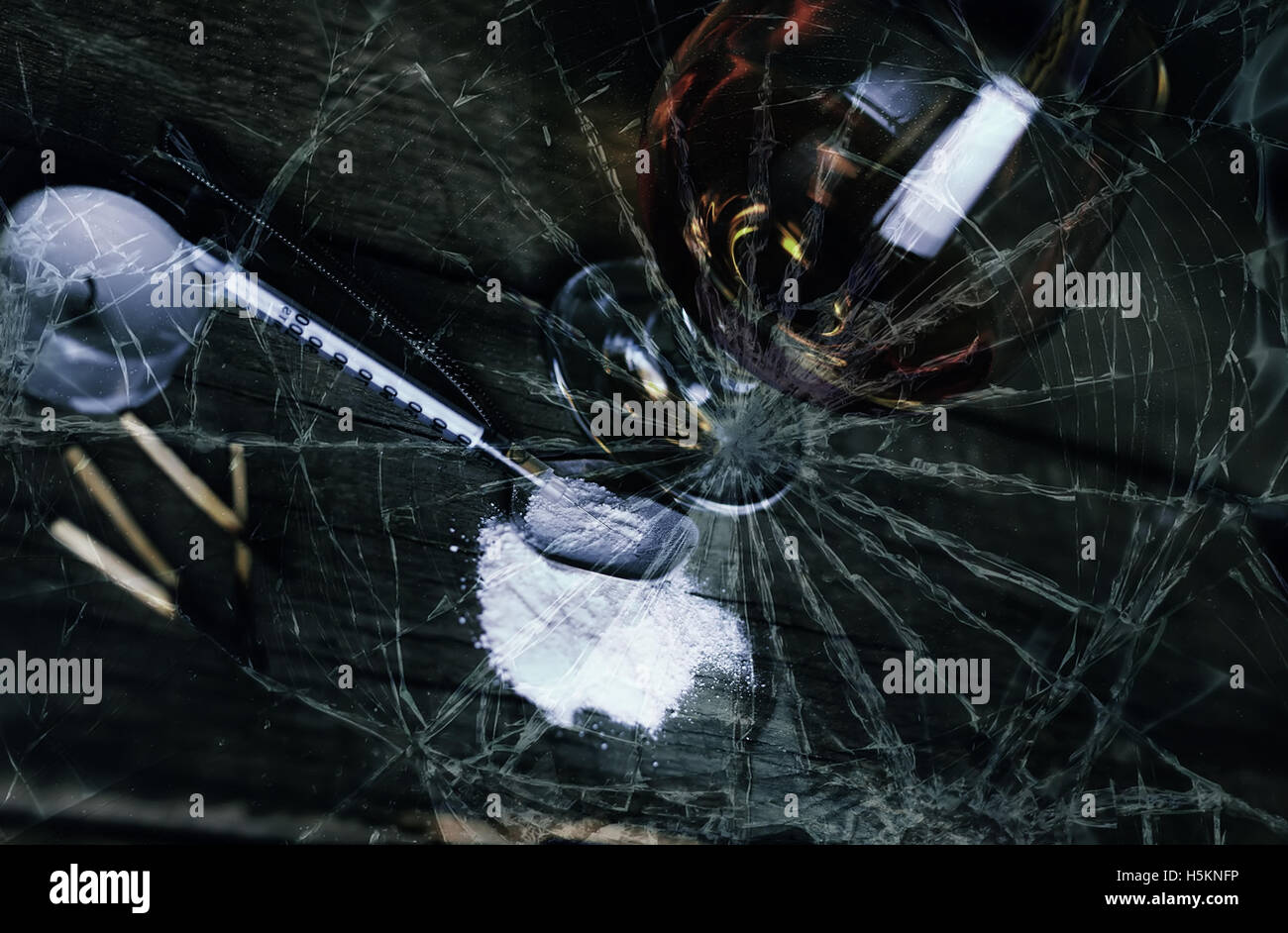 concept crack glass drug syringe spoon Stock Photo - Alamy