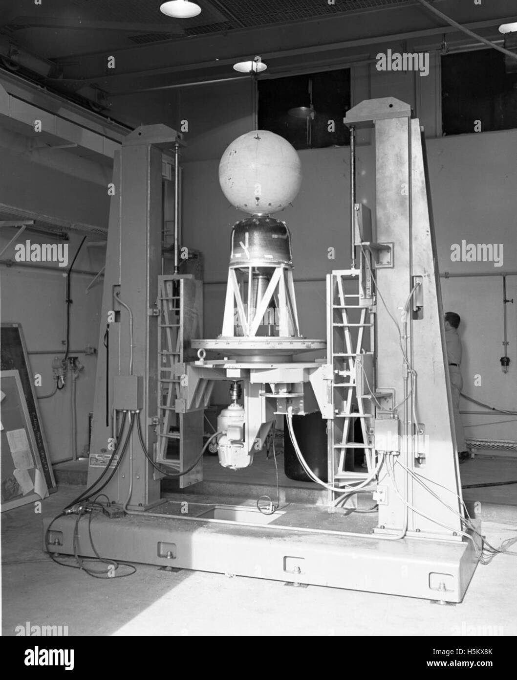 GDAstronautics Testing Details Spin-Balance Lab; RA-3 Assembly Area ...
