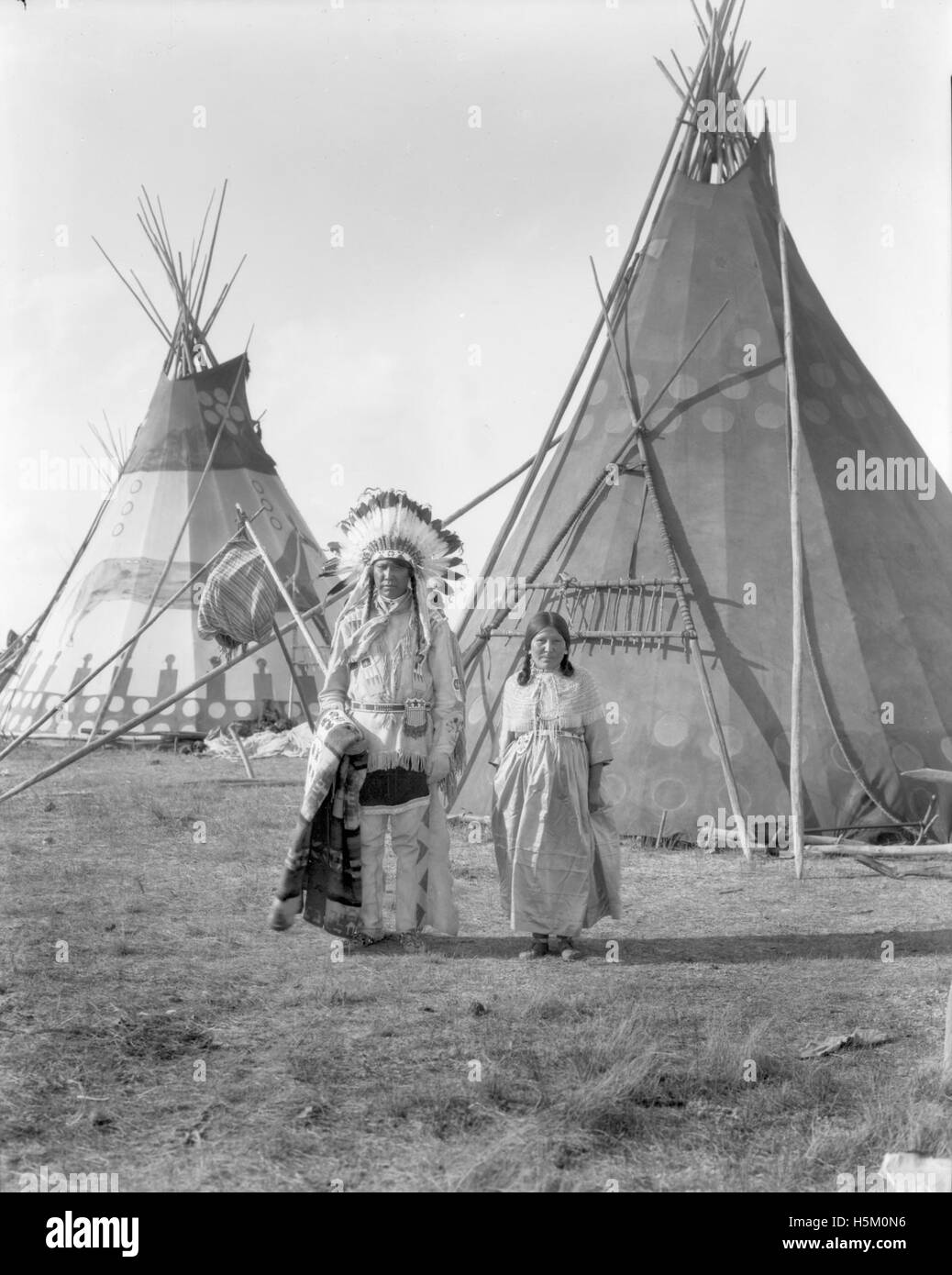Portrait horse woman in Black and White Stock Photos & Images - Alamy