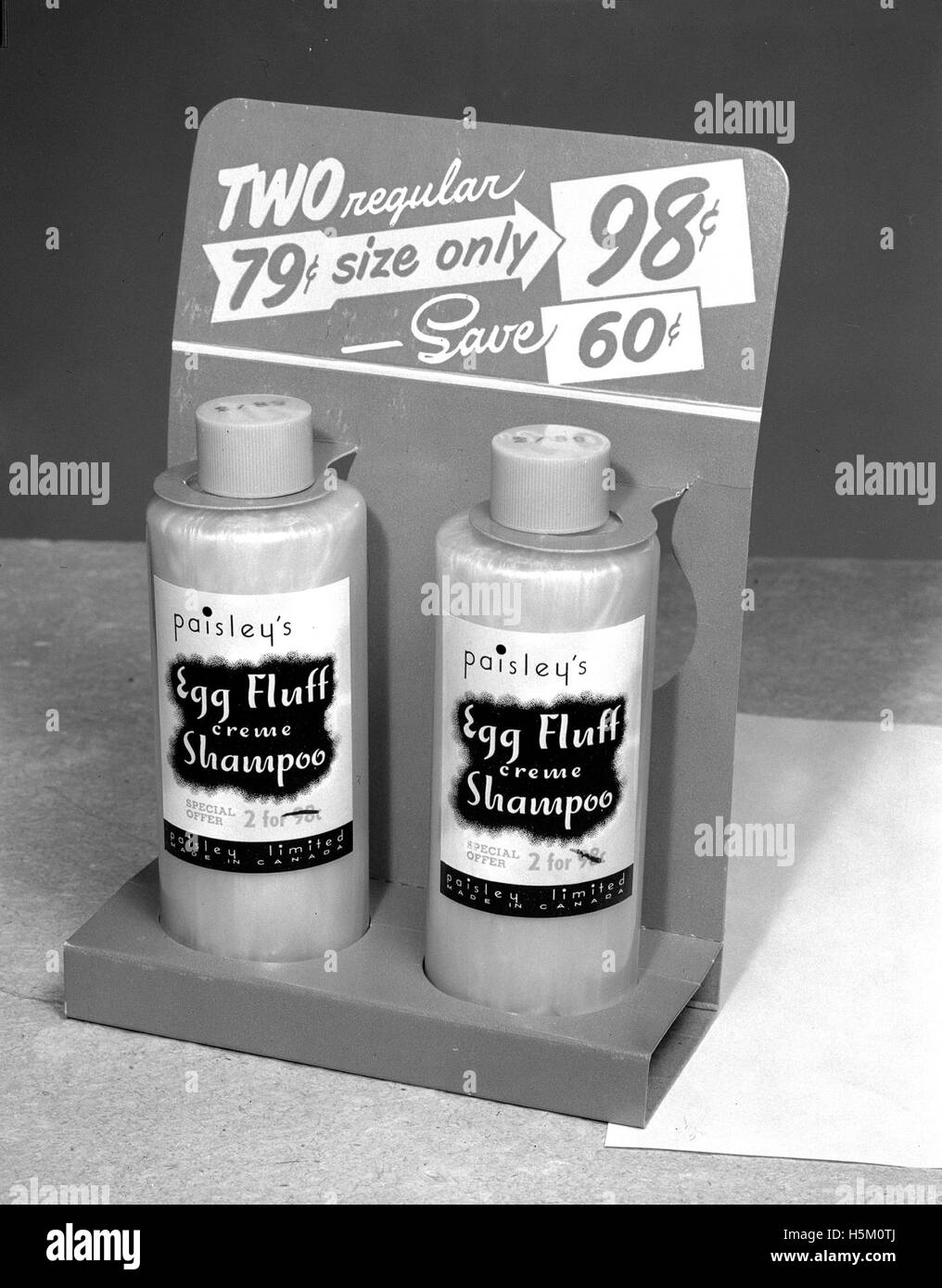 Shampoo with egg hi-res stock photography and images - Alamy
