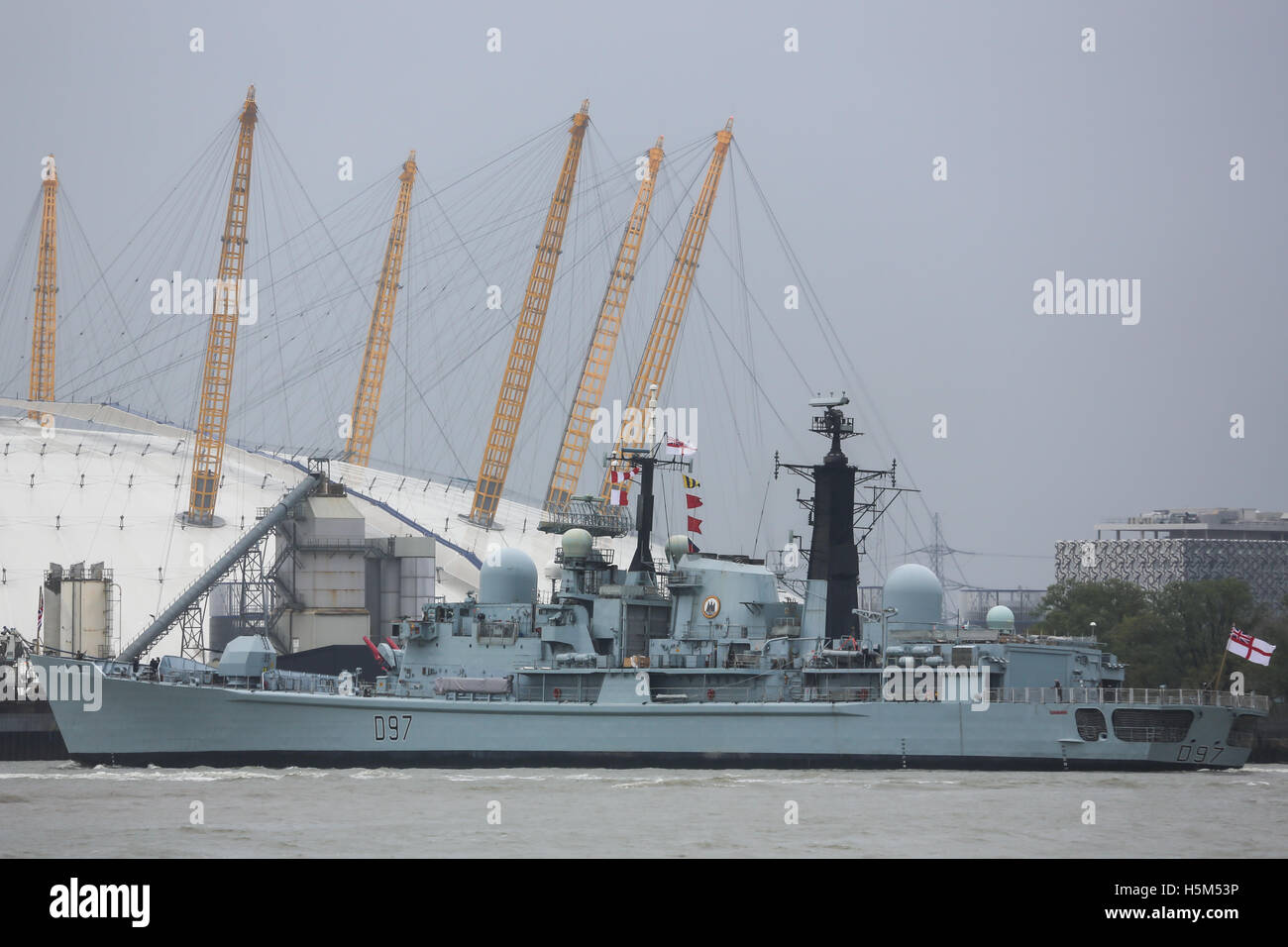 HMS Edinburgh on the Thames Stock Photo - Alamy