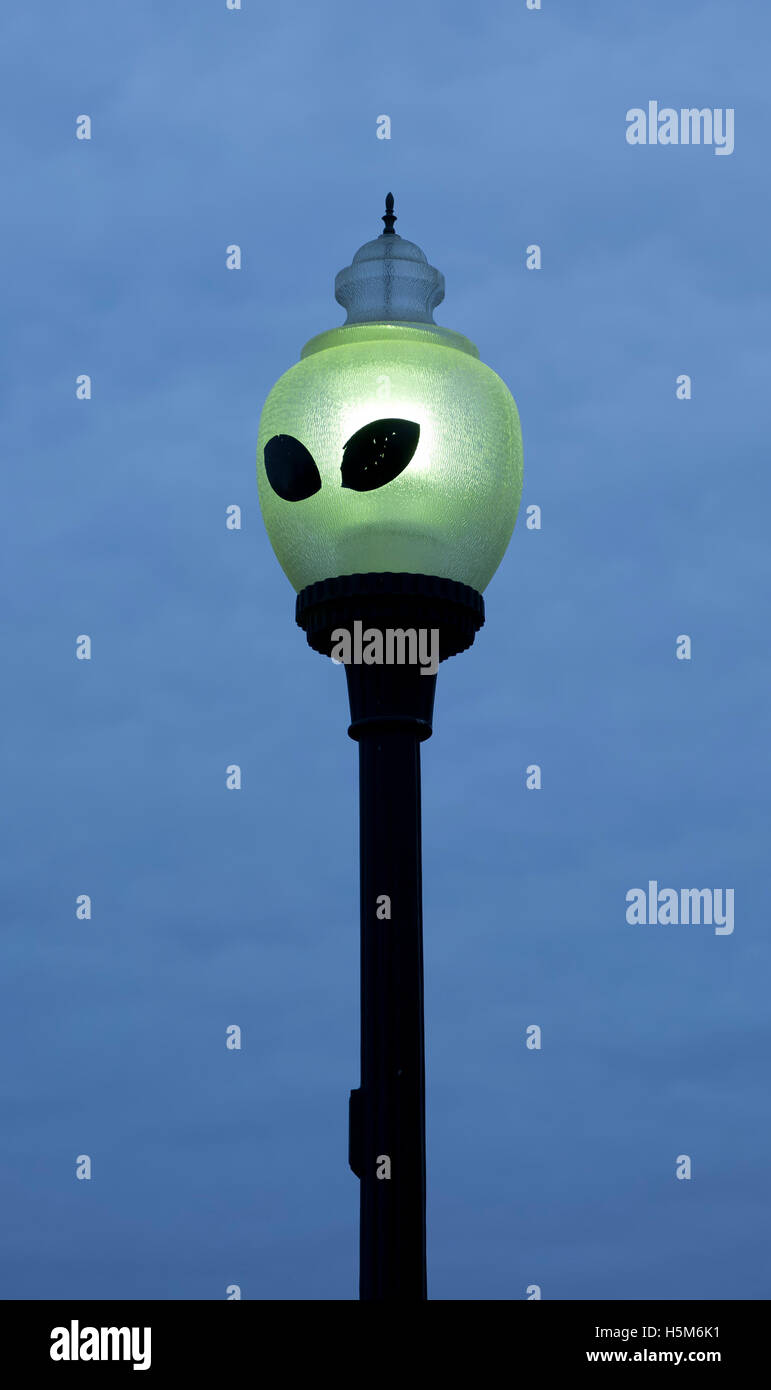 "Alien" lamp post, Roswell, New Mexico USA Stock Photo - Alamy