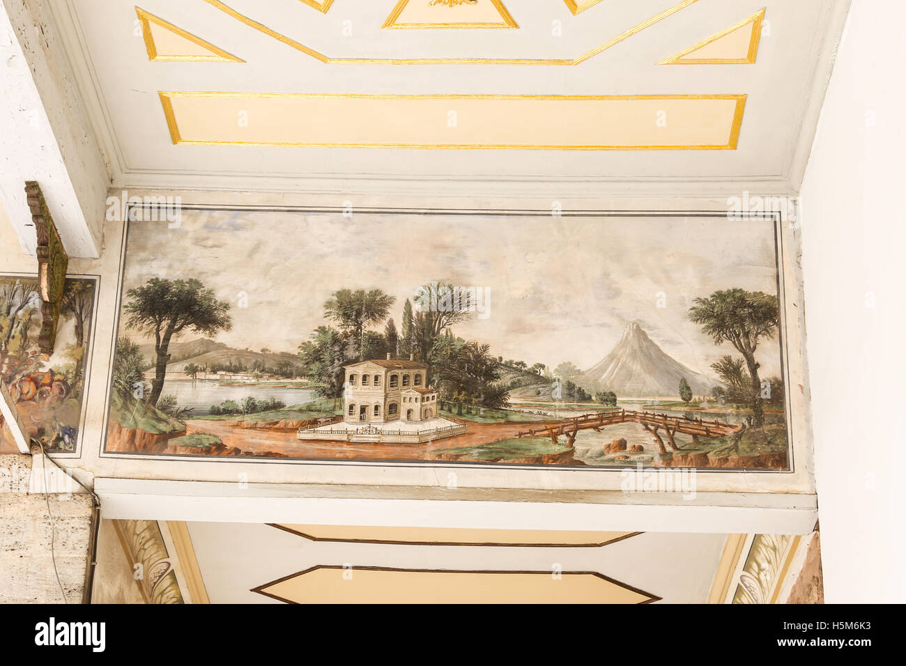 Drawing in Gate of Felicity in Topkapi Palace, Istanbul Stock Photo - Alamy