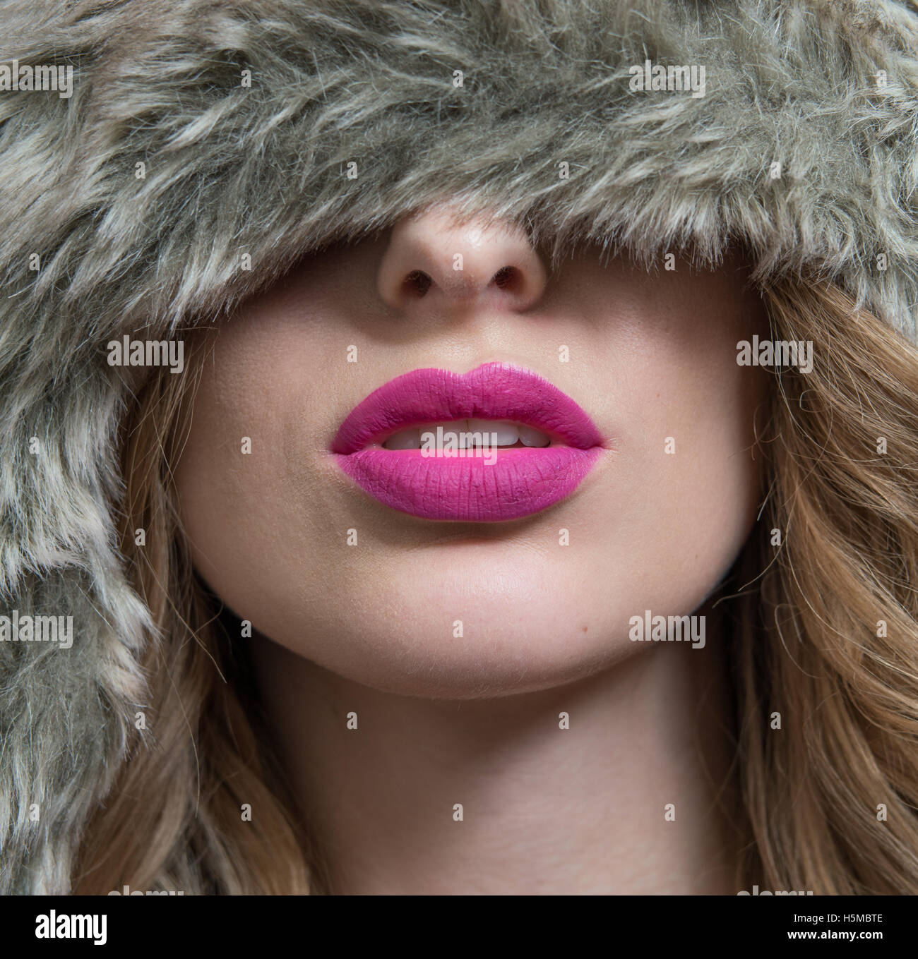 Visible woman model hi-res stock photography and images - Alamy