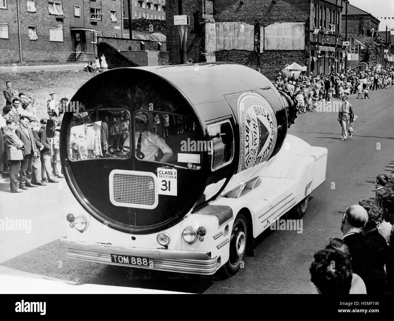 This title refers to an event at the Blaydon Races Centenary in 1962 ...