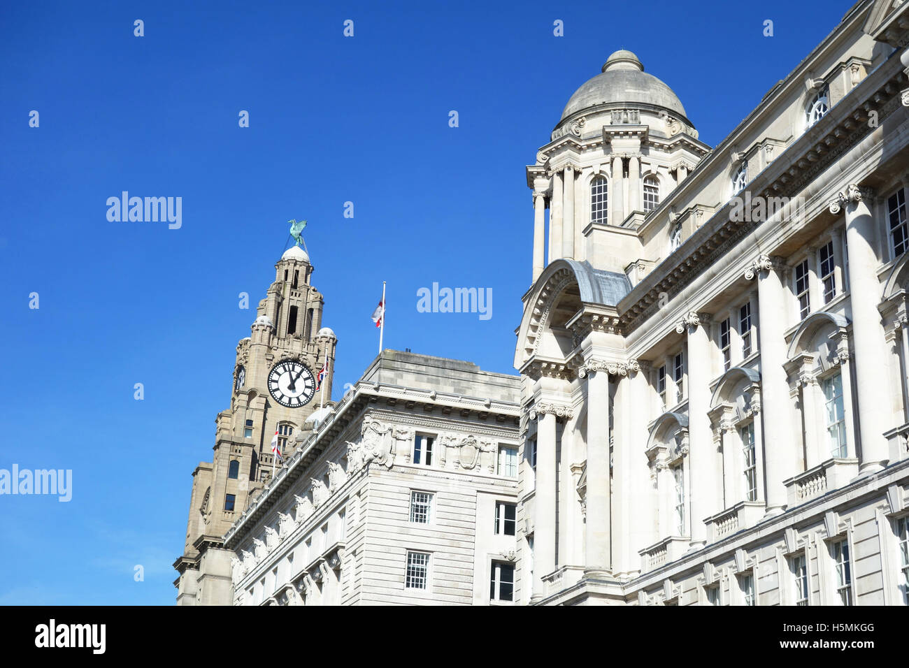 The Liver and the Cunard buildings at the pier head in Liverpool ...