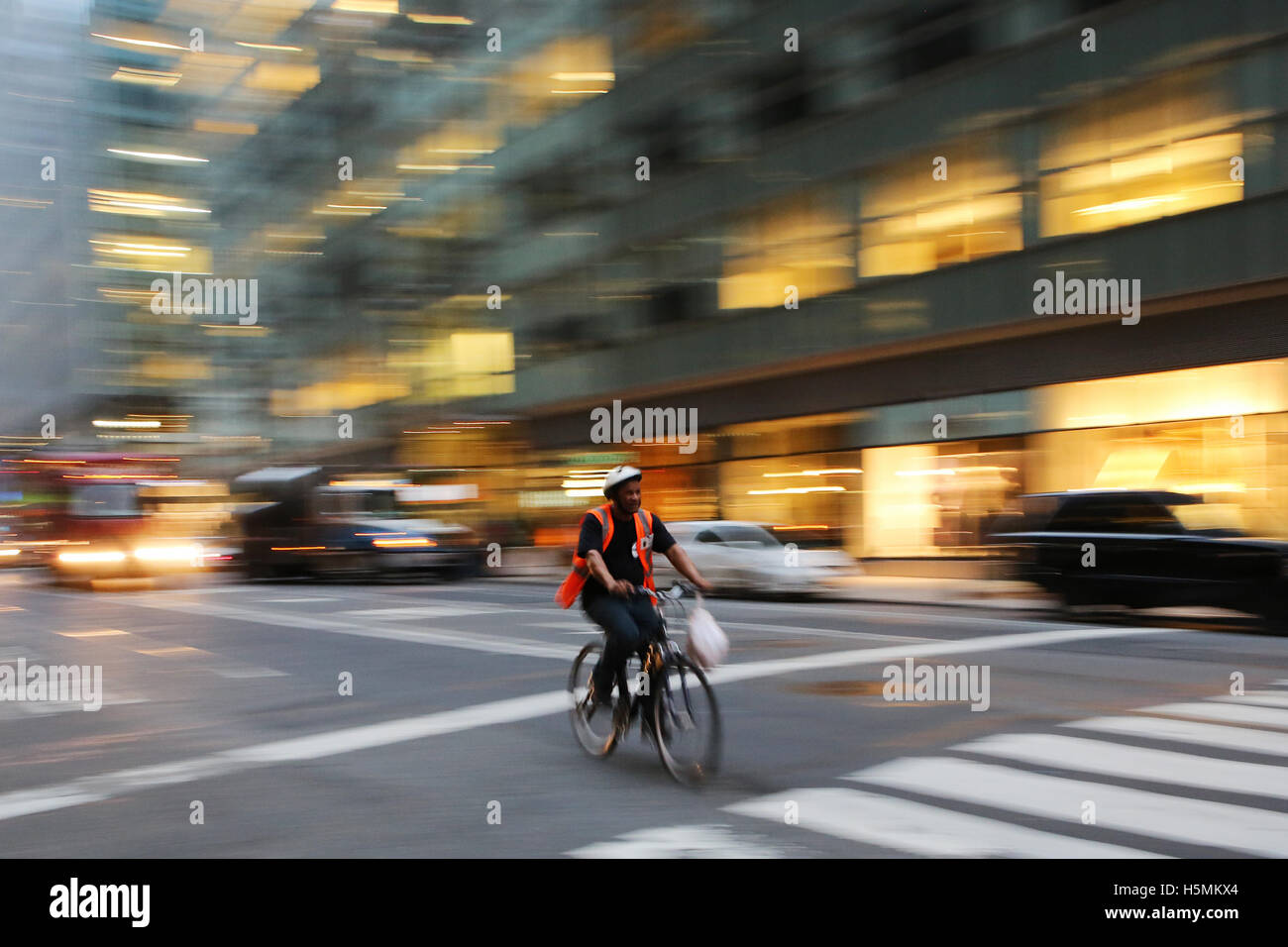 Street scene in New York City , USA Stock Photo - Alamy