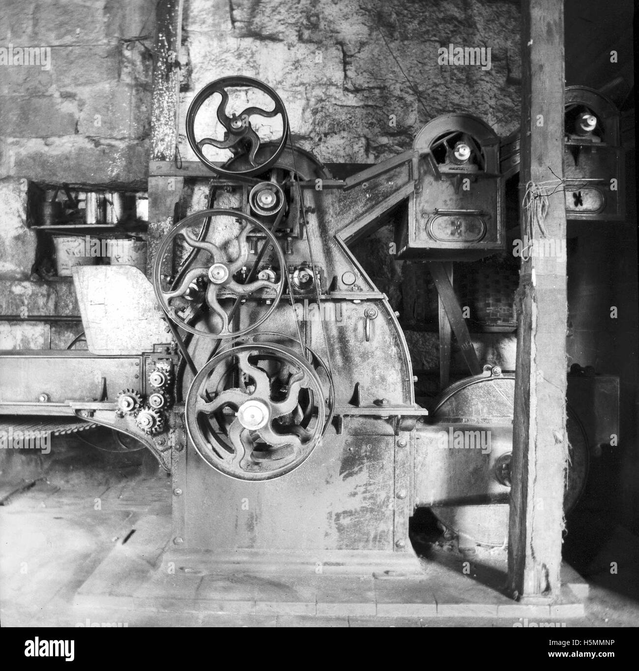 This photograph shows the 'Picker' machinery at the Knox Woolen Mill in ...