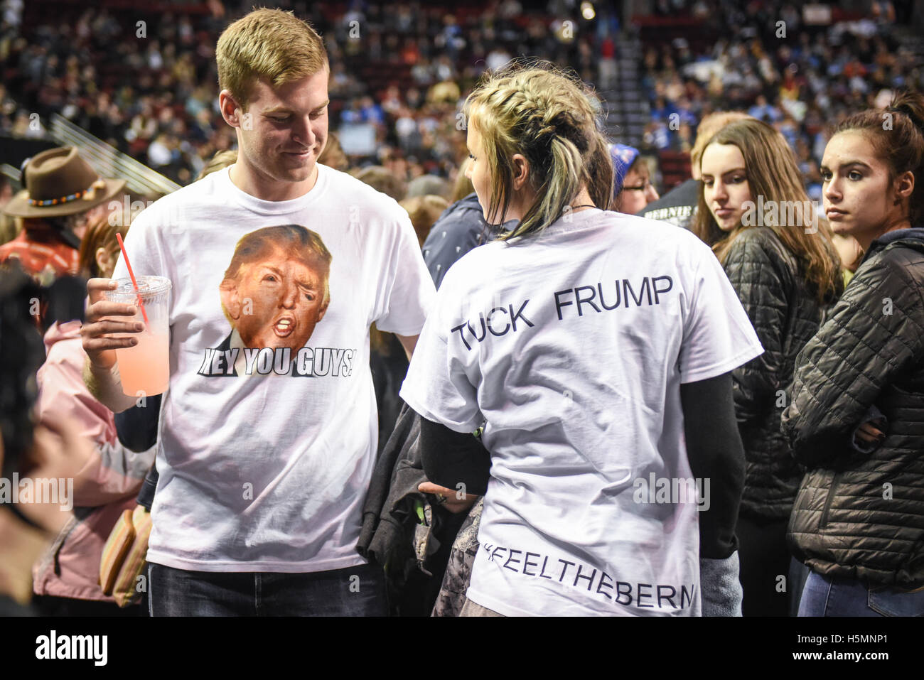 Crowd inside Key Arena showing their support at the Bernie Sanders A ...