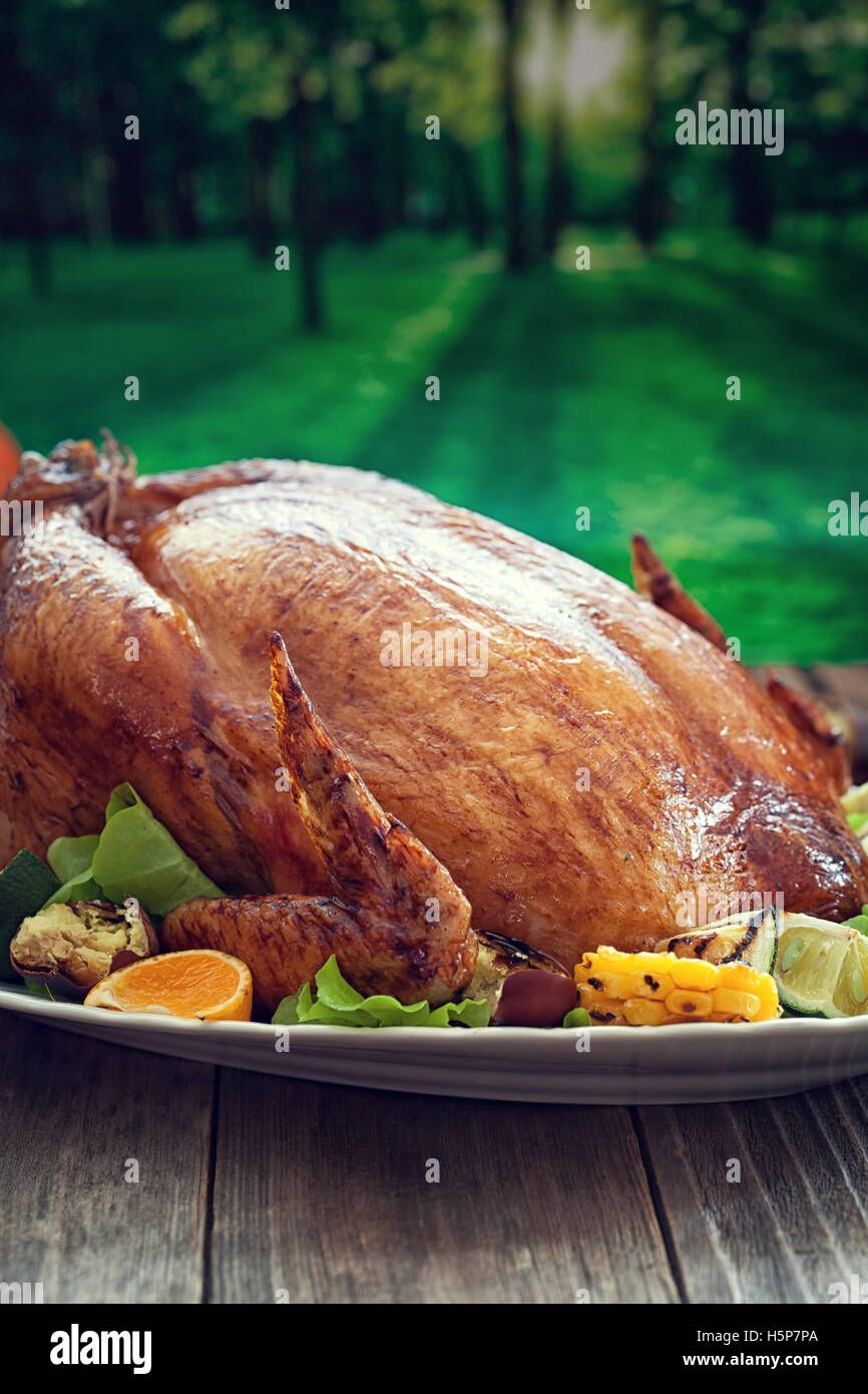 Thanksgiving Turkey dinner table setting Stock Photo - Alamy