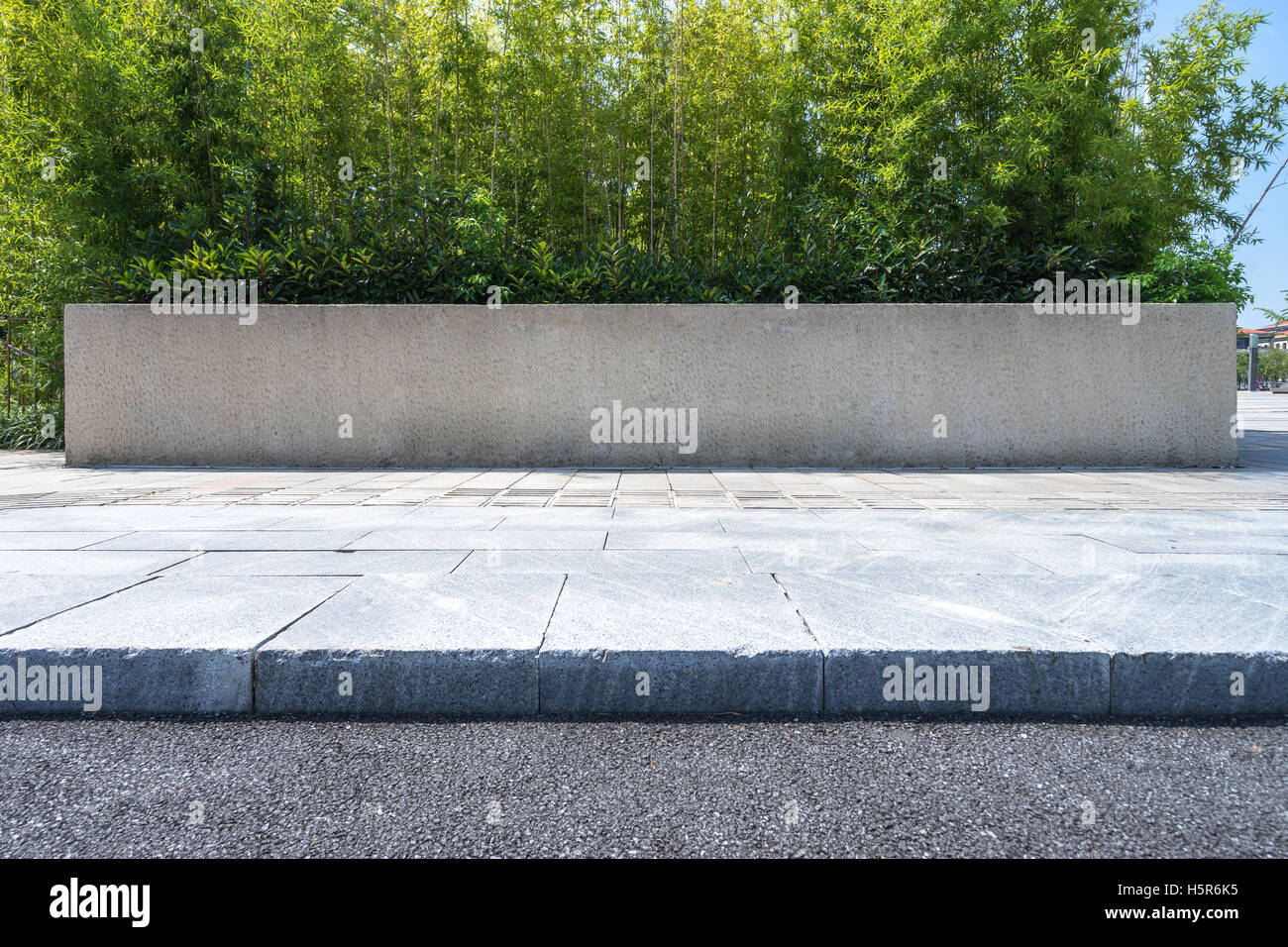 Empty urban space hi-res stock photography and images - Alamy