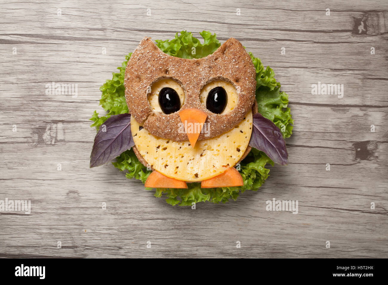 Owl sandwich hi-res stock photography and images - Alamy