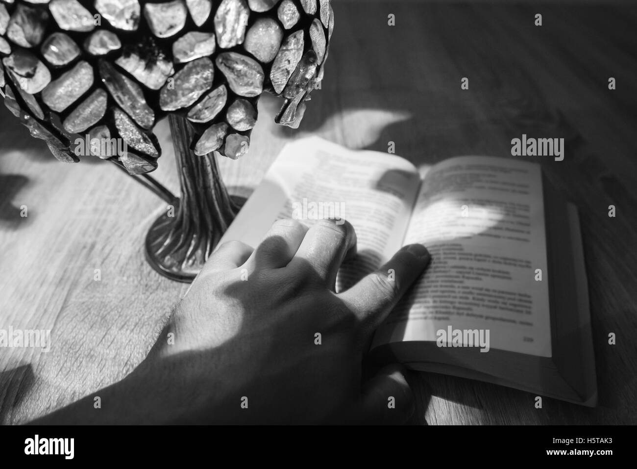 Holding paper reading Black and White Stock Photos & Images - Alamy