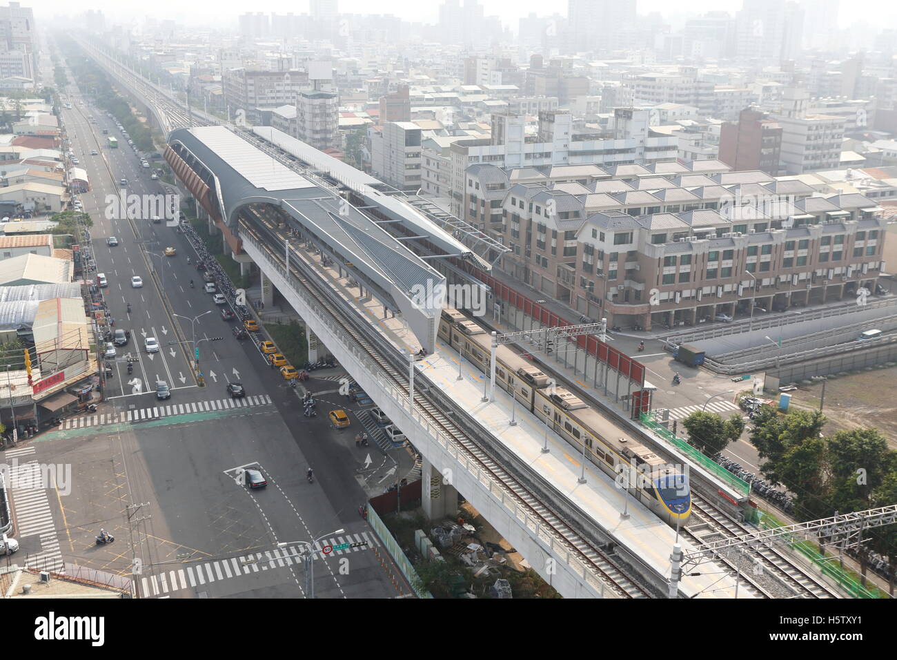New train station in Taichung, Taiwan Stock Photo - Alamy