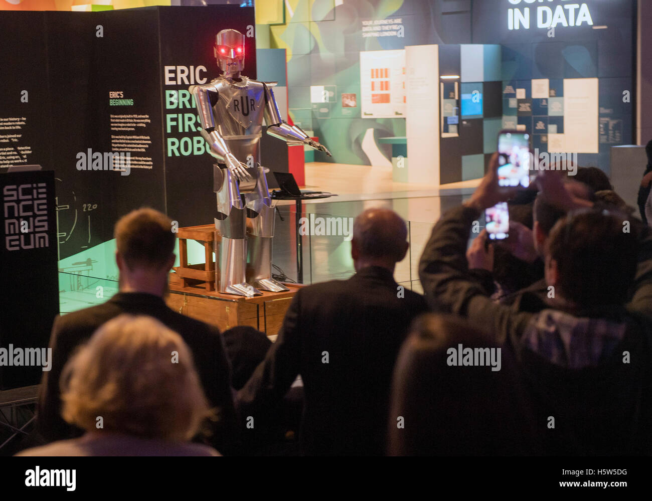 UK's first robot Eric built by Captain William Richards in 1928 Stock ...