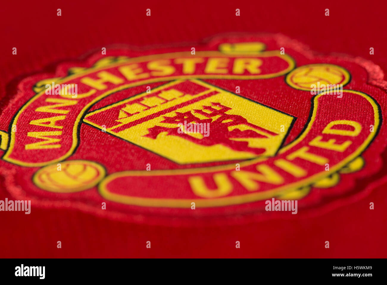 Manchester united badge hi-res stock photography and images - Alamy