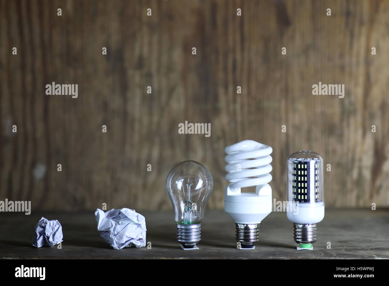 lamp and crumpled paper Stock Photo - Alamy