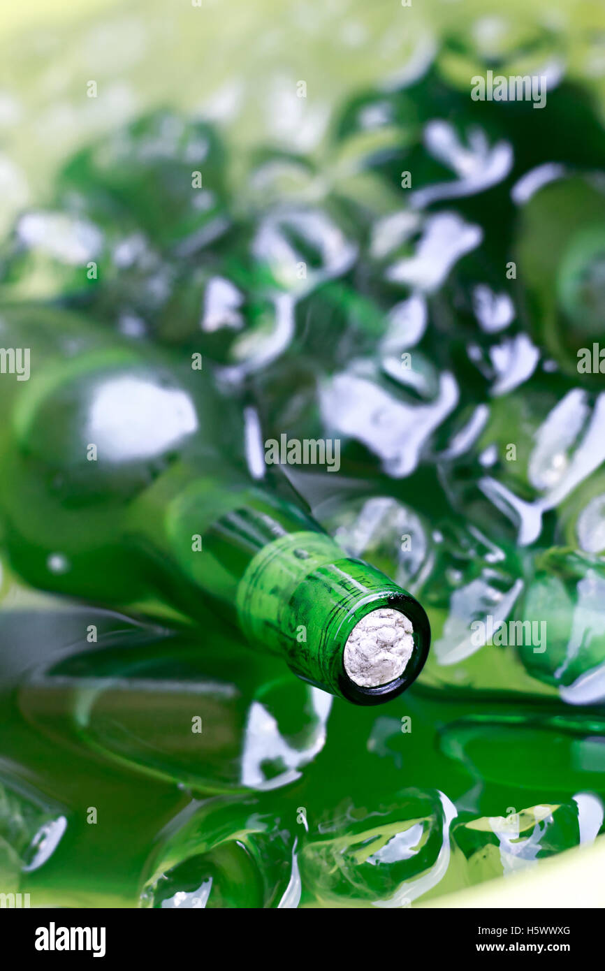 Cider extraction hi-res stock photography and images - Alamy