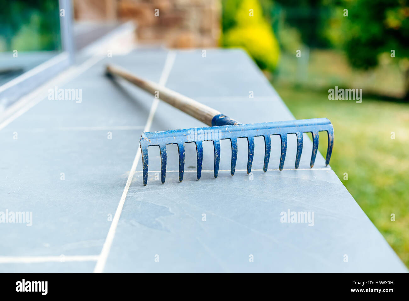 Rake for the garden hi-res stock photography and images - Alamy