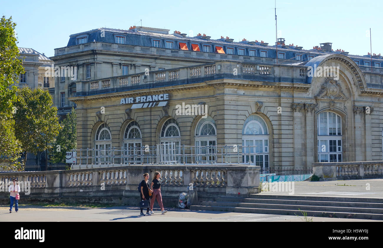 Air France museum in Paris Stock Photo - Alamy