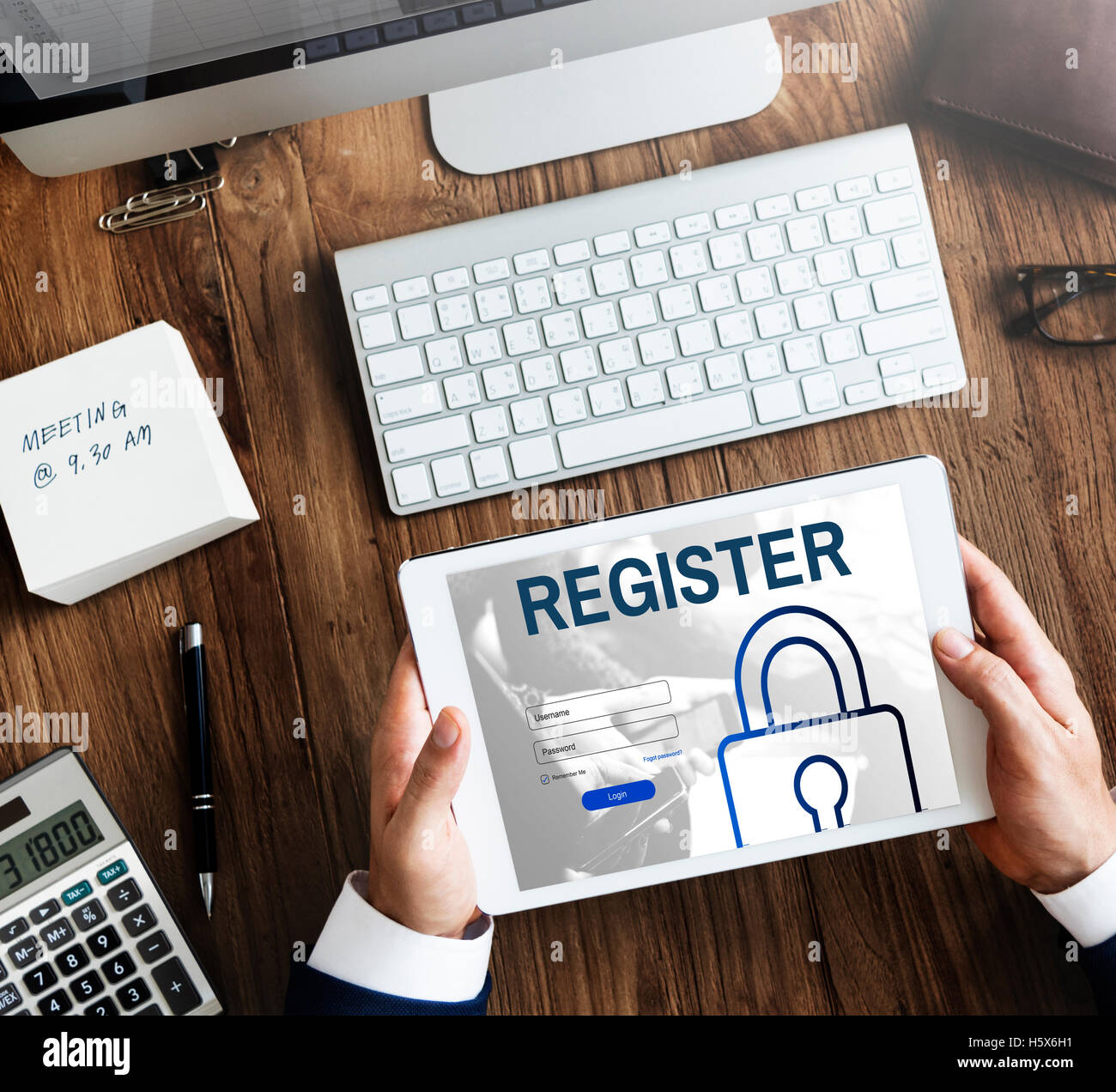 Protected log in user hi-res stock photography and images - Alamy