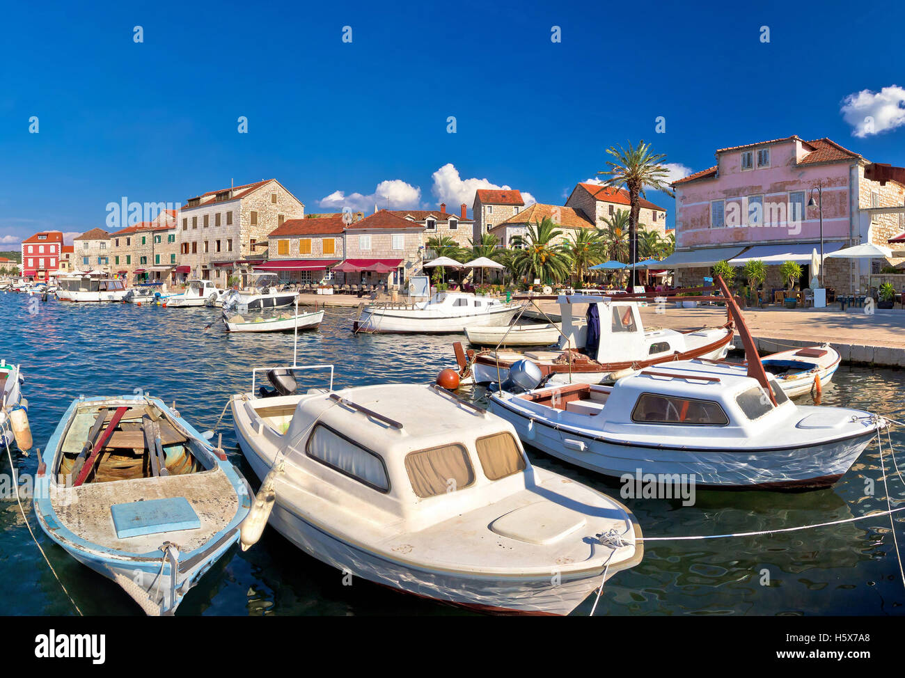 Stari Grad waterfront summer view panorama, island of Hvar, Croatia ...