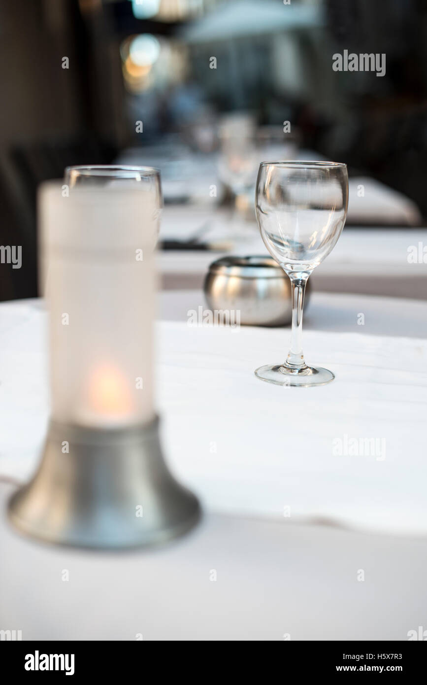 Dinin table hi-res stock photography and images - Alamy