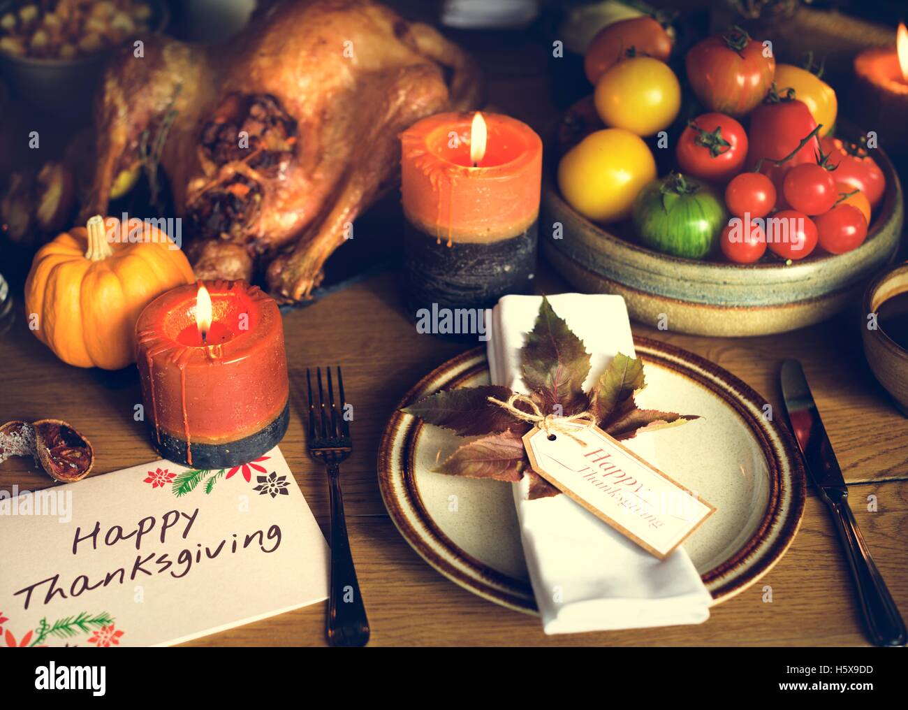 Roasted Turkey Thanksgiving Table Setting Concept Stock Photo - Alamy