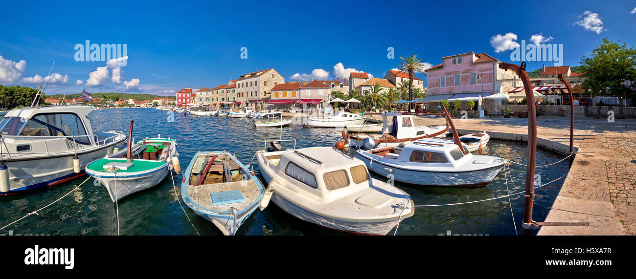 Stari Grad waterfront summer view panorama, island of Hvar, Croatia ...