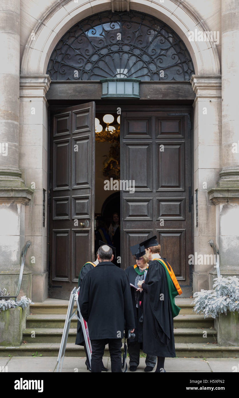 UK University graduation ceremony, students get ready for the ceremony ...