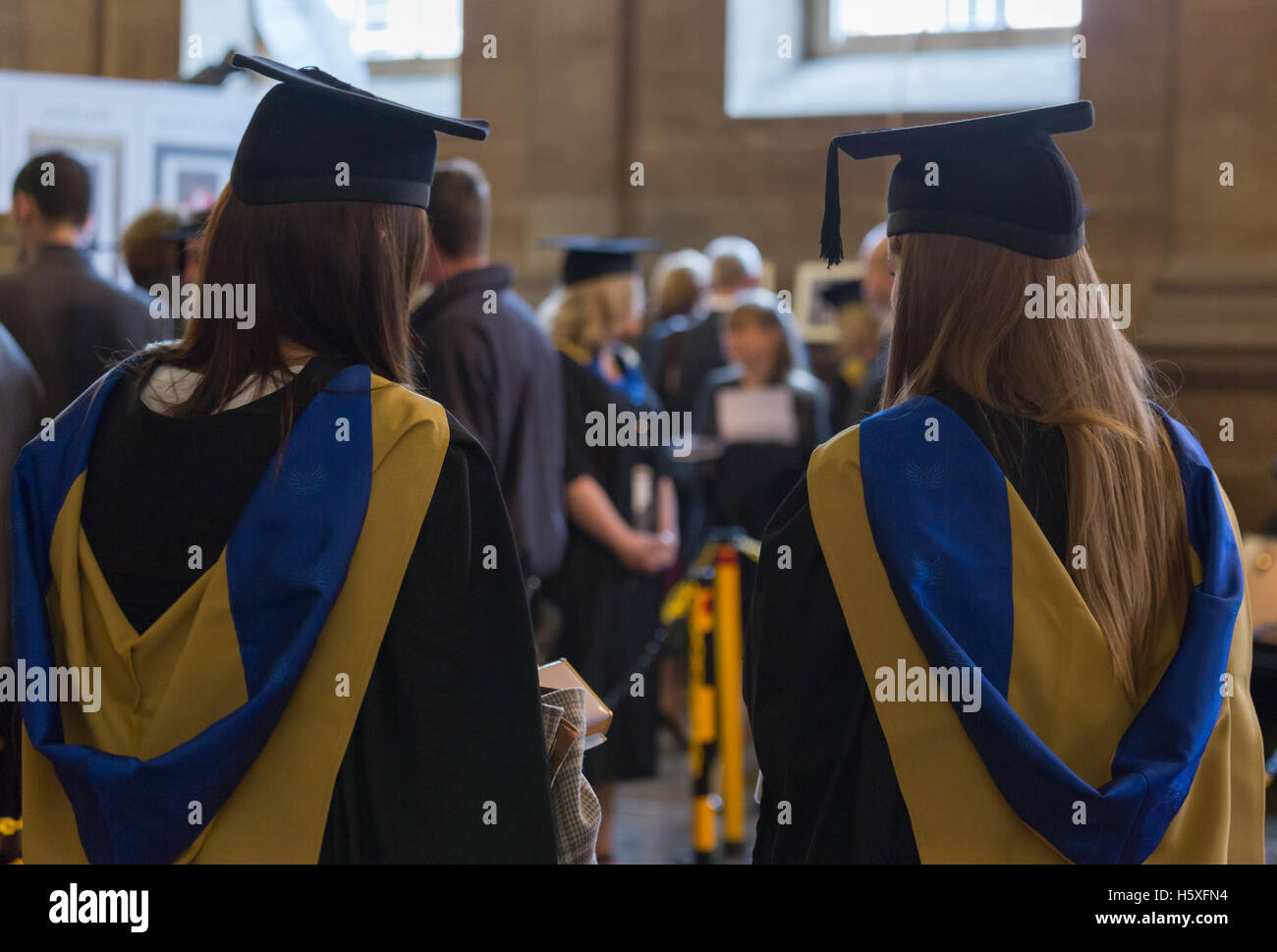 University graduation uk hi-res stock photography and images - Alamy