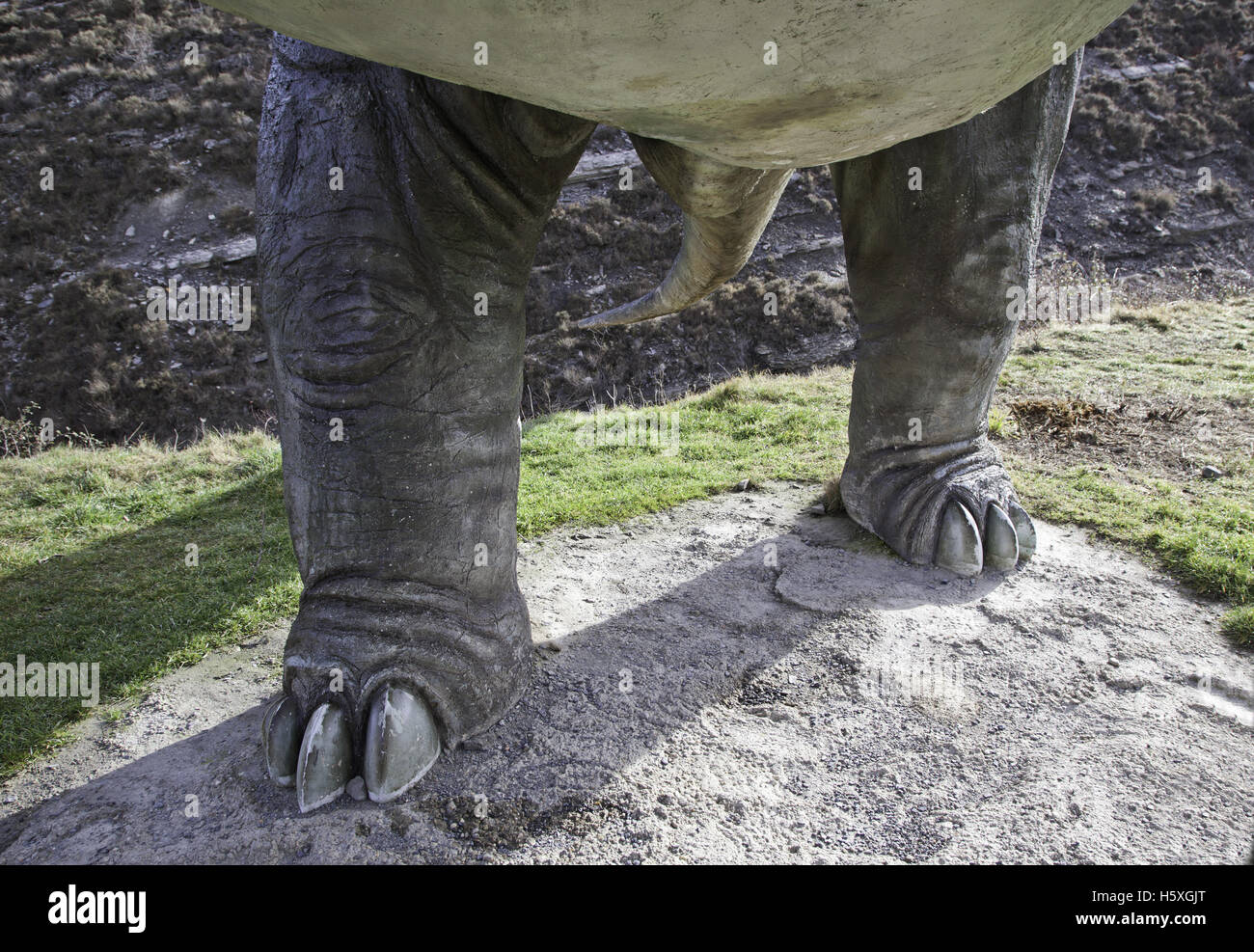 Dinosaur prehistoric animal figure detail the prehistoric era ...