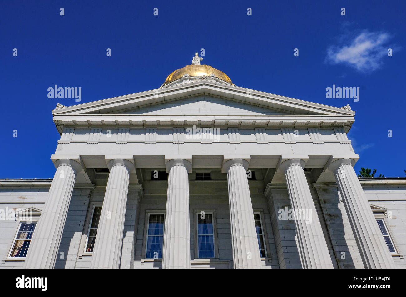 Front aspect of a United States State House showing the fine ...