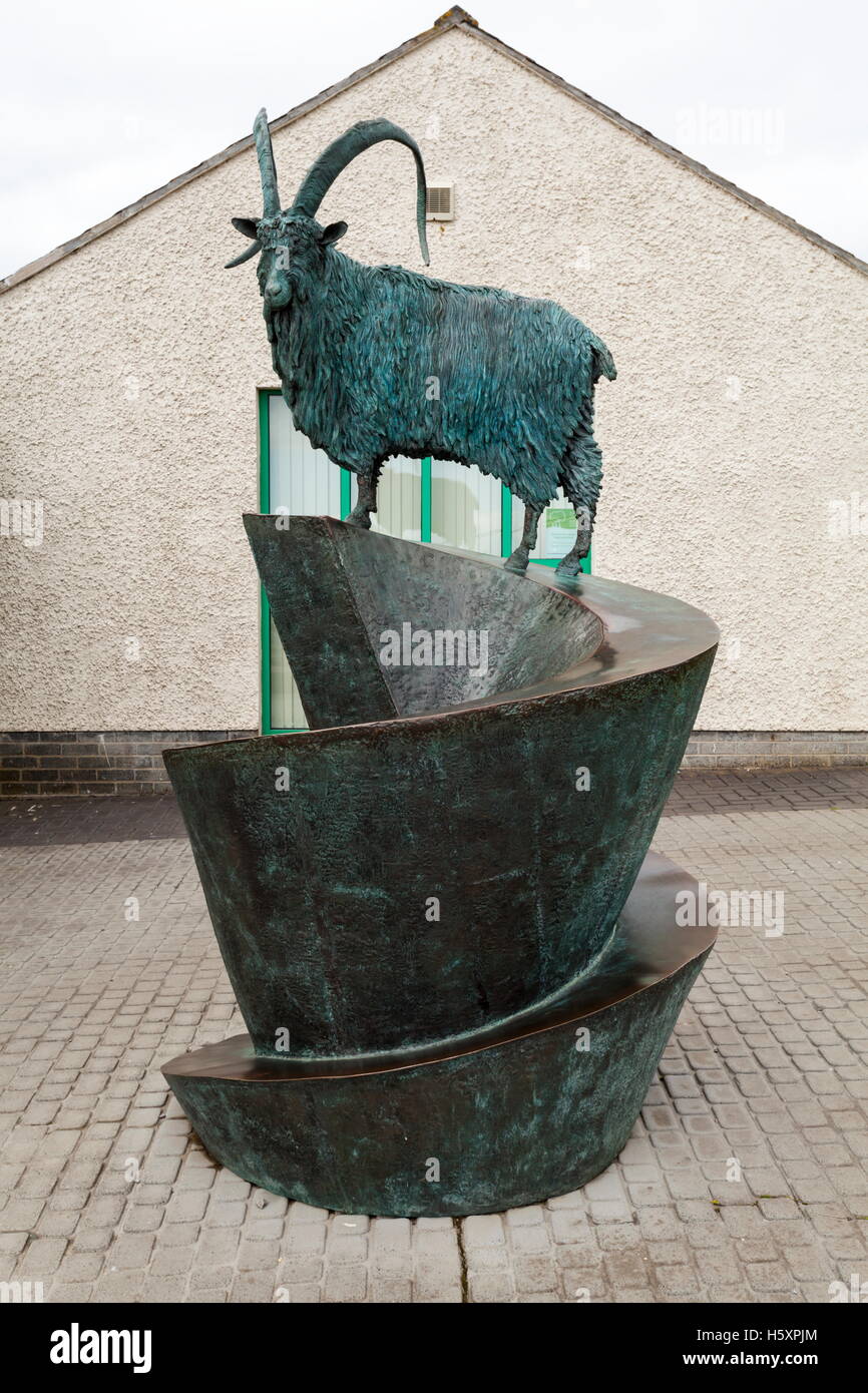 Bronze goat sculpture on the summit of the Great Orme Stock Photo - Alamy