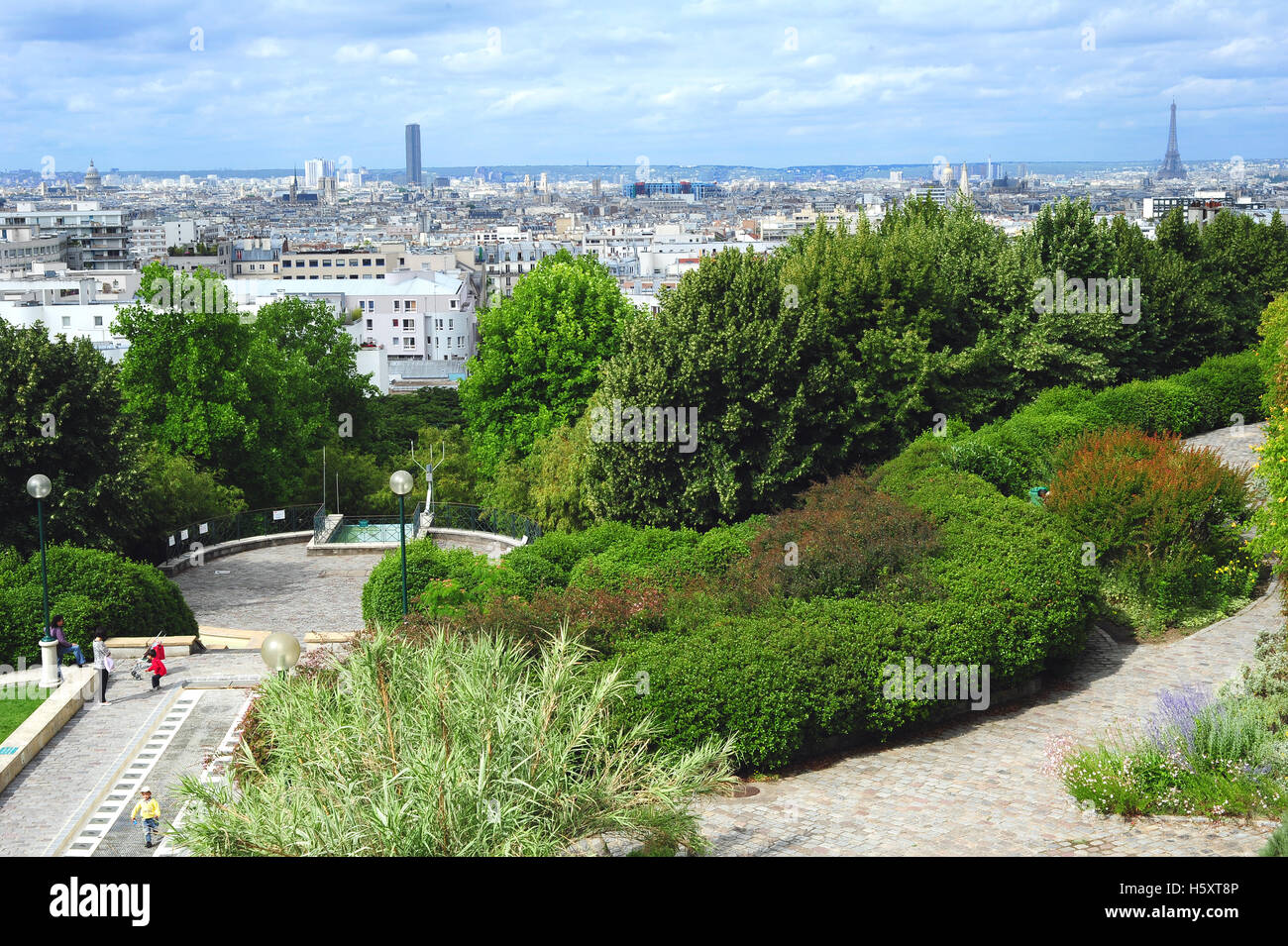 View over Paris from the park of Belleville Stock Photo - Alamy