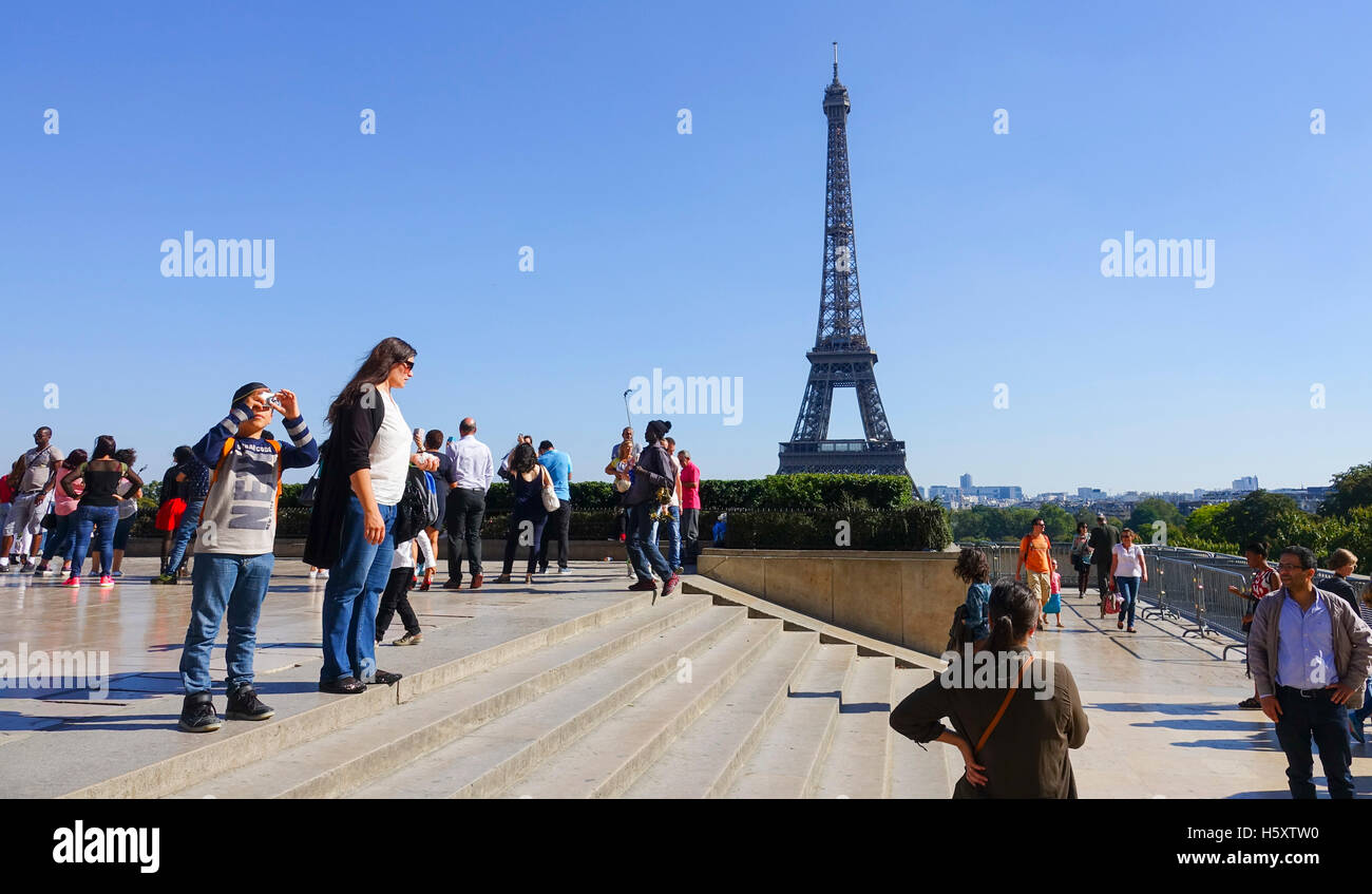 Trocadero Square in Paris - a tourist attraction Stock Photo - Alamy