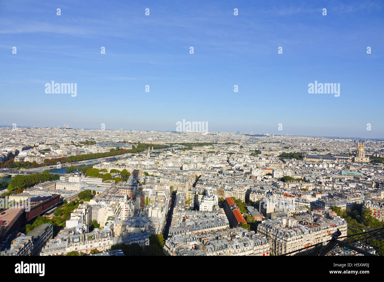 Amazing aerial view over the city of Paris Stock Photo - Alamy