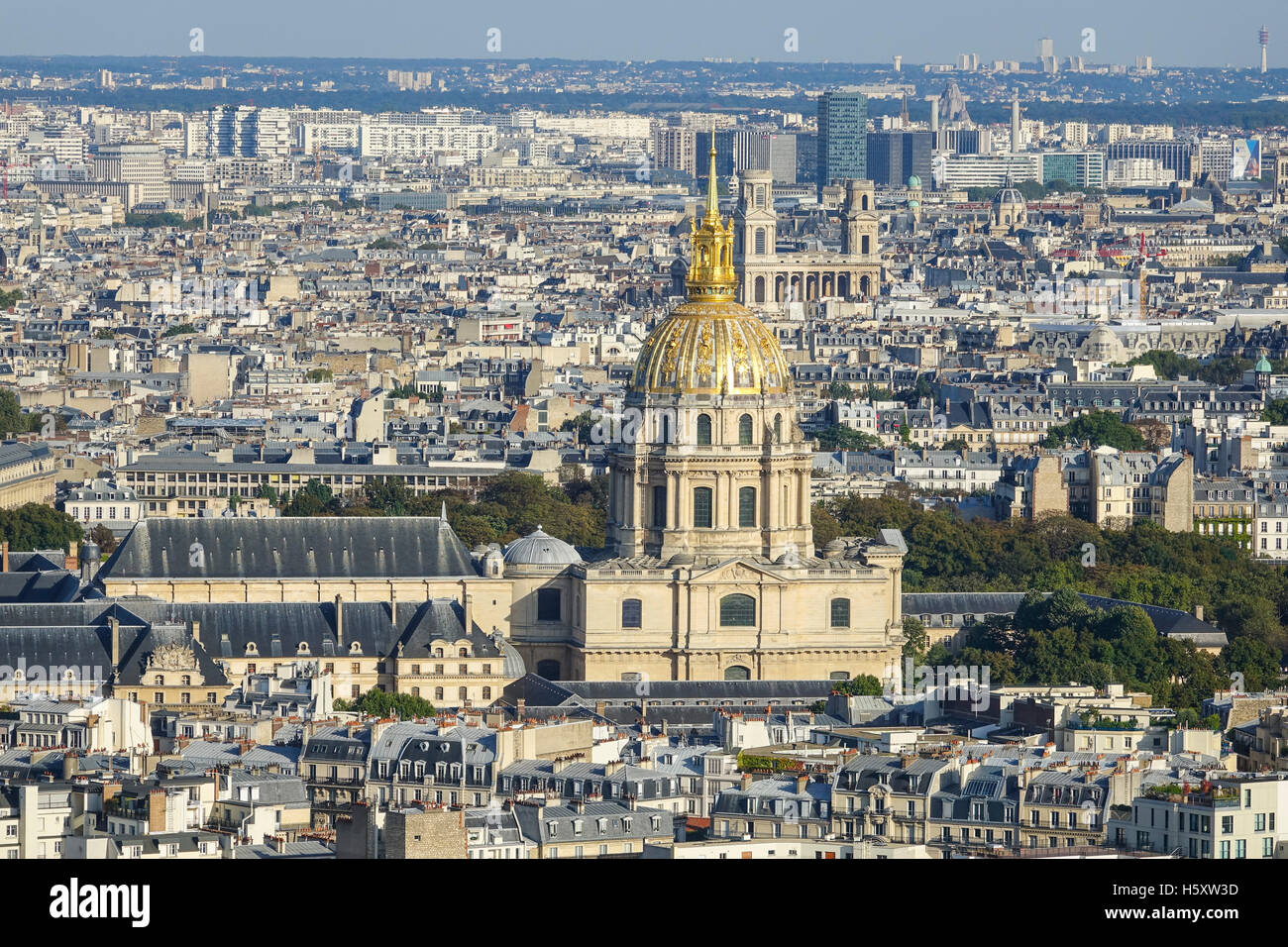 The famous Dome des Invalides in Paris - tomb of Napoleon I Stock Photo ...