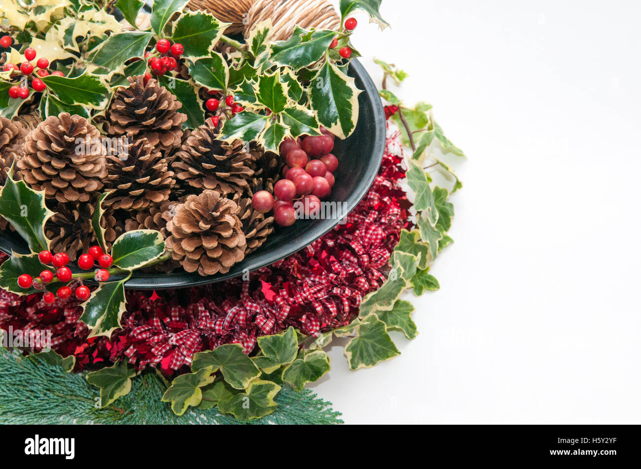 Christmas holly and ivy hi-res stock photography and images - Alamy