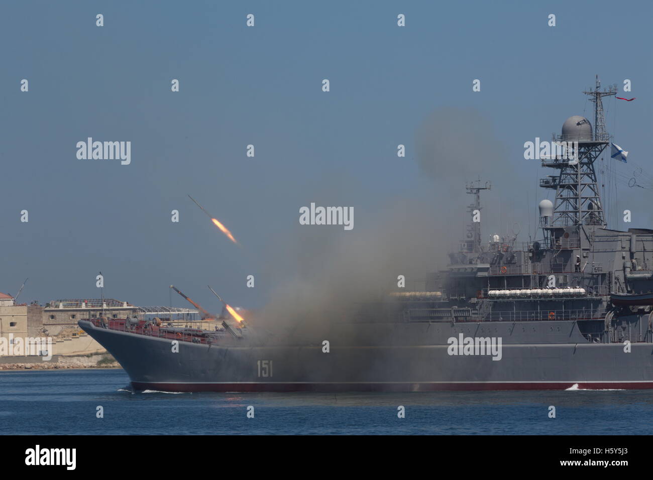 Russian missiles ship hi-res stock photography and images - Alamy