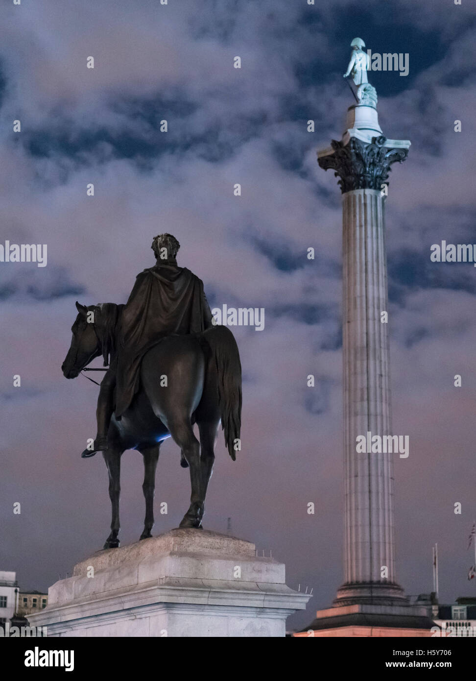 Statue and column at Trafalgar Square London Stock Photo - Alamy