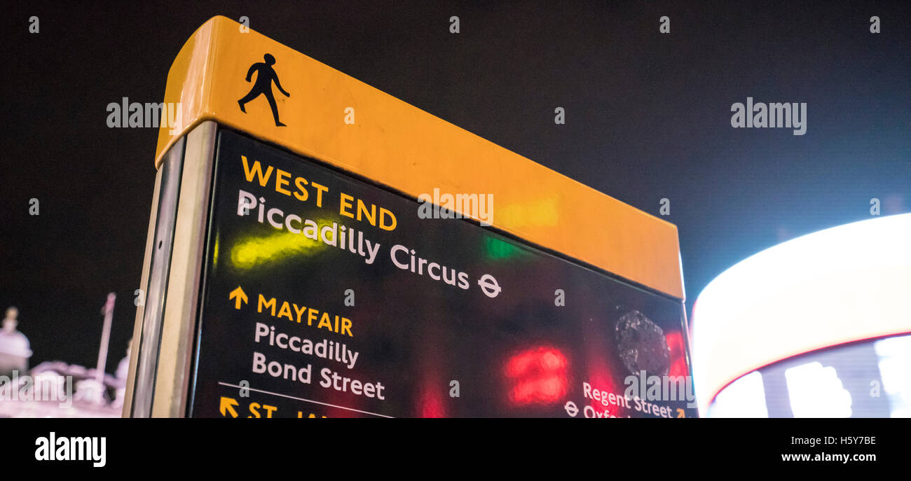 Piccadilly Circus sign LONDON, ENGLAND - FEBRUARY 22, 2016 Stock Photo ...