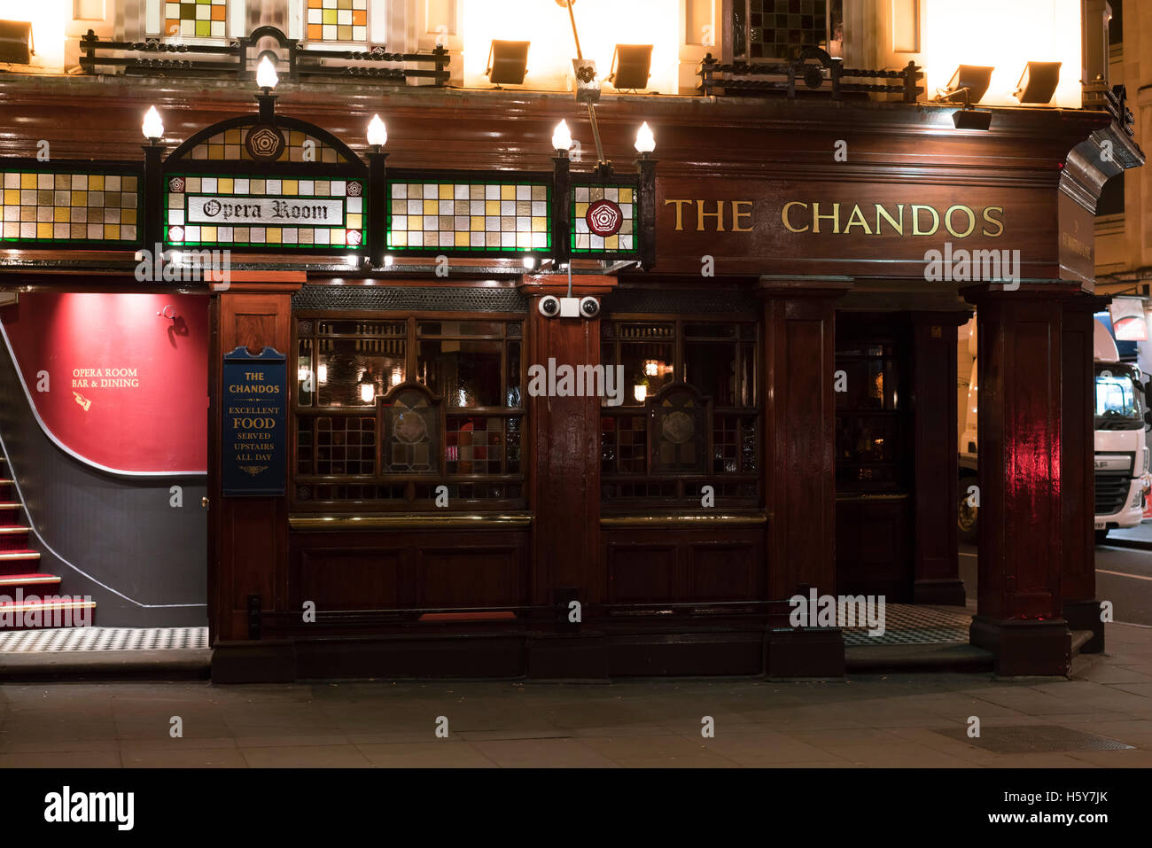 Chandos st martins lane hi-res stock photography and images - Alamy