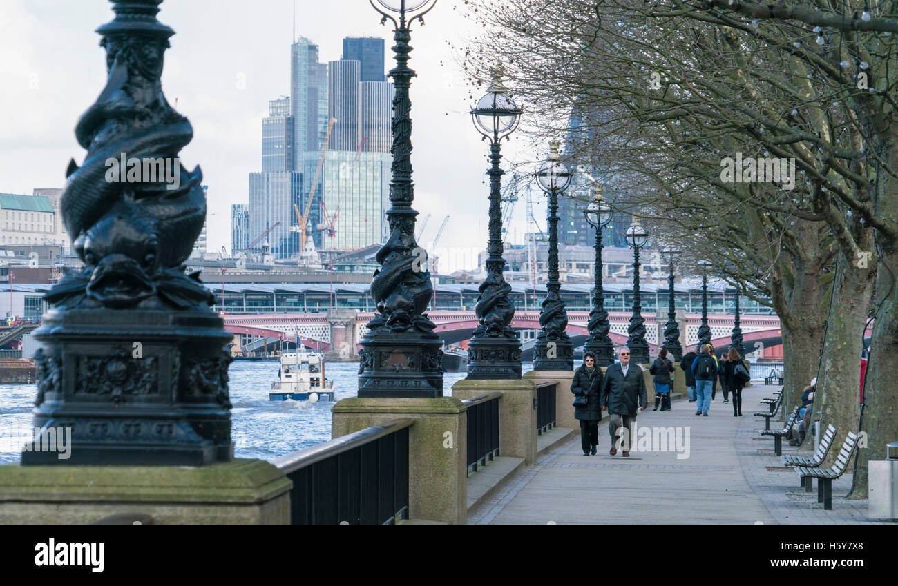 The Queens Walk at Southbank of River Thames London LONDON, ENGLAND ...
