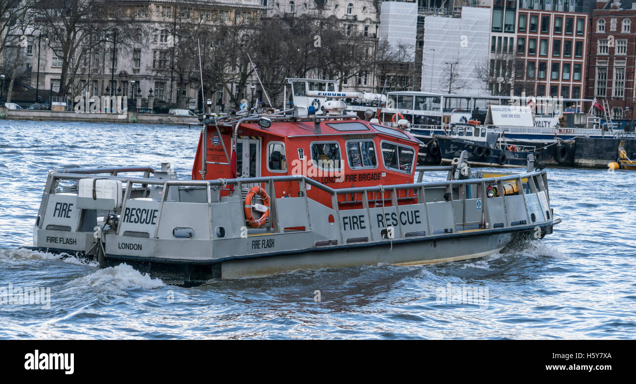 Fire rescue boat on thames hi-res stock photography and images - Alamy