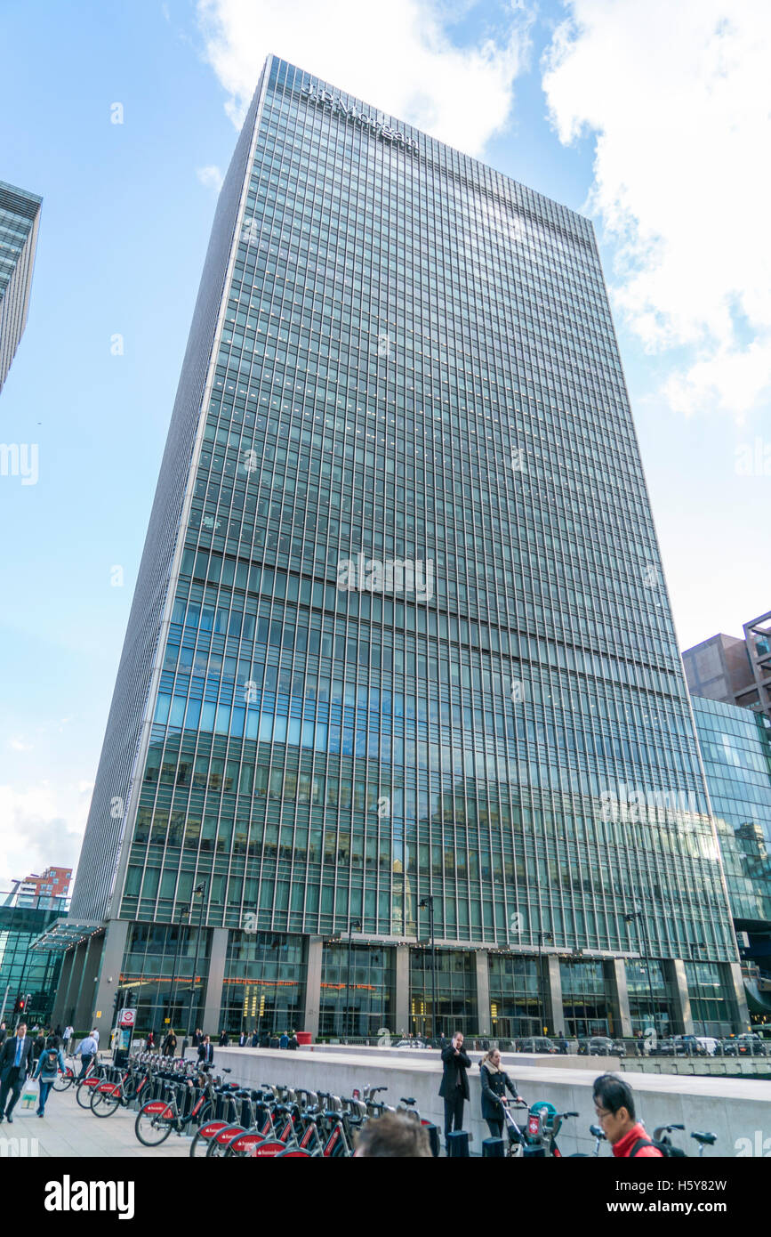 J.P. Morgan Building at Canary Wharf - LONDON/ENGLAND FEBRUARY 23, 2016 ...