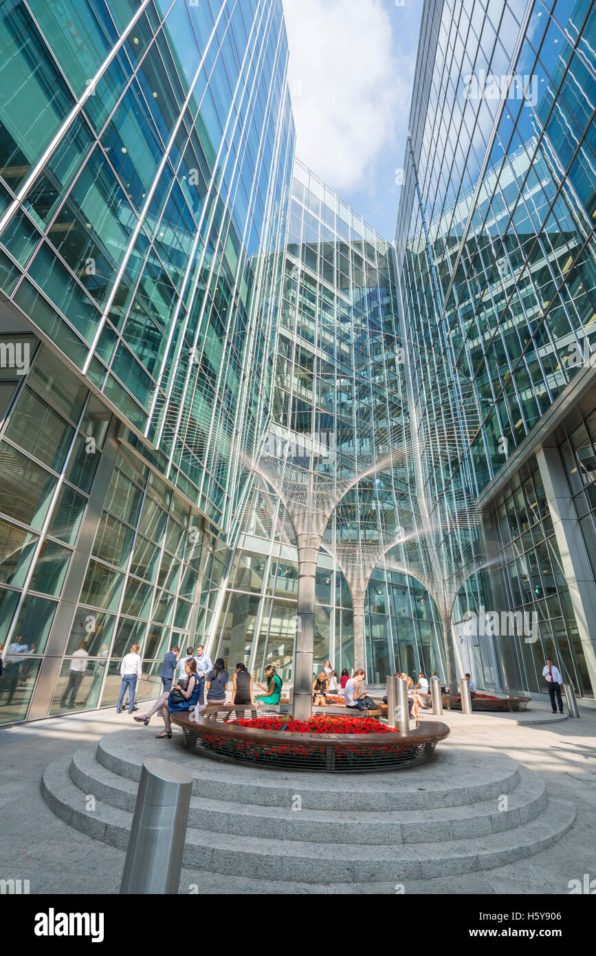 Modern architecture in London Canary Wharf Stock Photo - Alamy