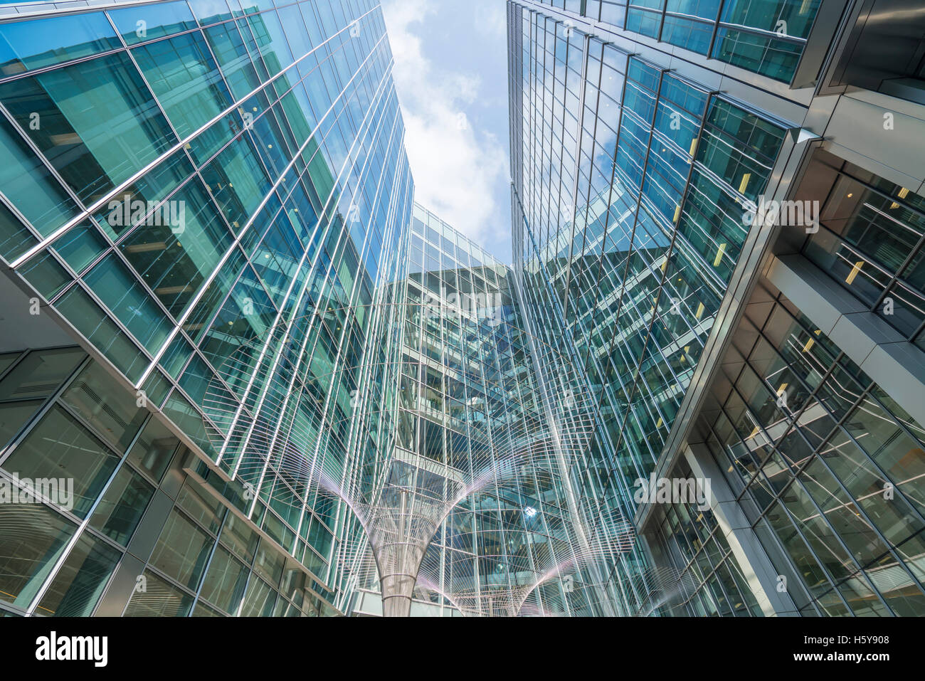 Modern architecture in London Canary Wharf Stock Photo - Alamy