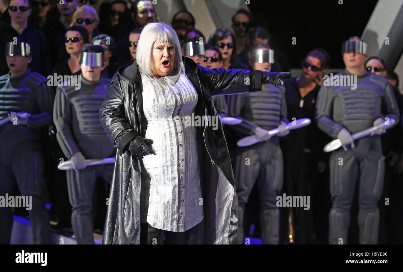 Jennifer wilson hi-res stock photography and images - Alamy