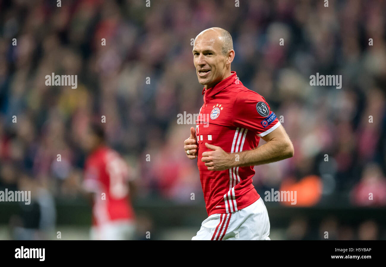 Munich's Arjen Robben in action during the UEFA Champions League soccer ...